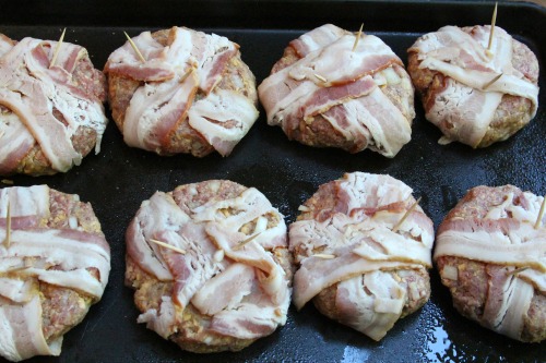 Bacon Wrapped Cheddar Stuffed Burgers | My Husbands Favorite! | Moms ...